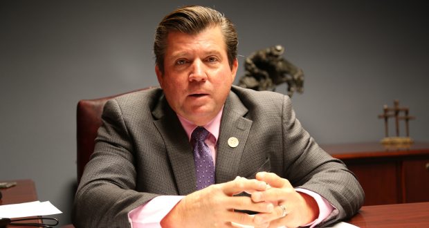 Tim Dunn: Invested in farming, barbecue and men’s hairstyling | Arizona ...