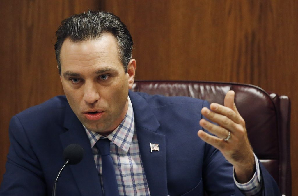 Group starts campaign to put school voucher restrictions on ballot ...